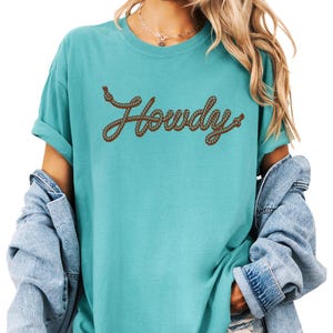 Howdy Rope Script Shirt for Men and Women | Trendy Country Music ...