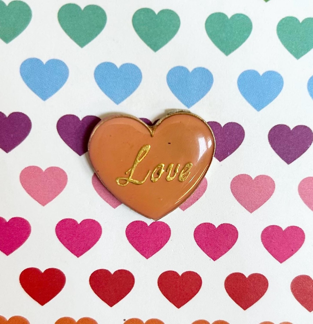 LOVE HEART Pin / Vintage Pin Enamel Pin Hat Tac Valentine Pin Jacket ...