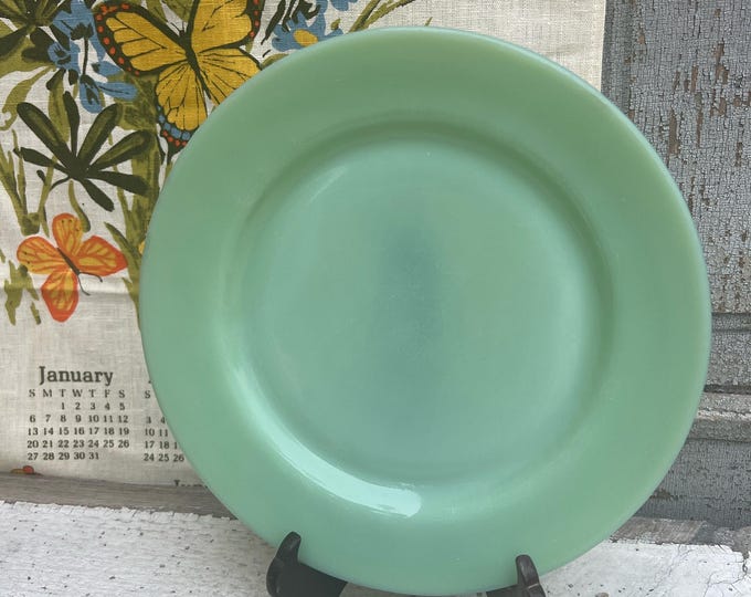 VINTAGE JADEITE Restaurant Ware Green Plate, Green China Plate ...