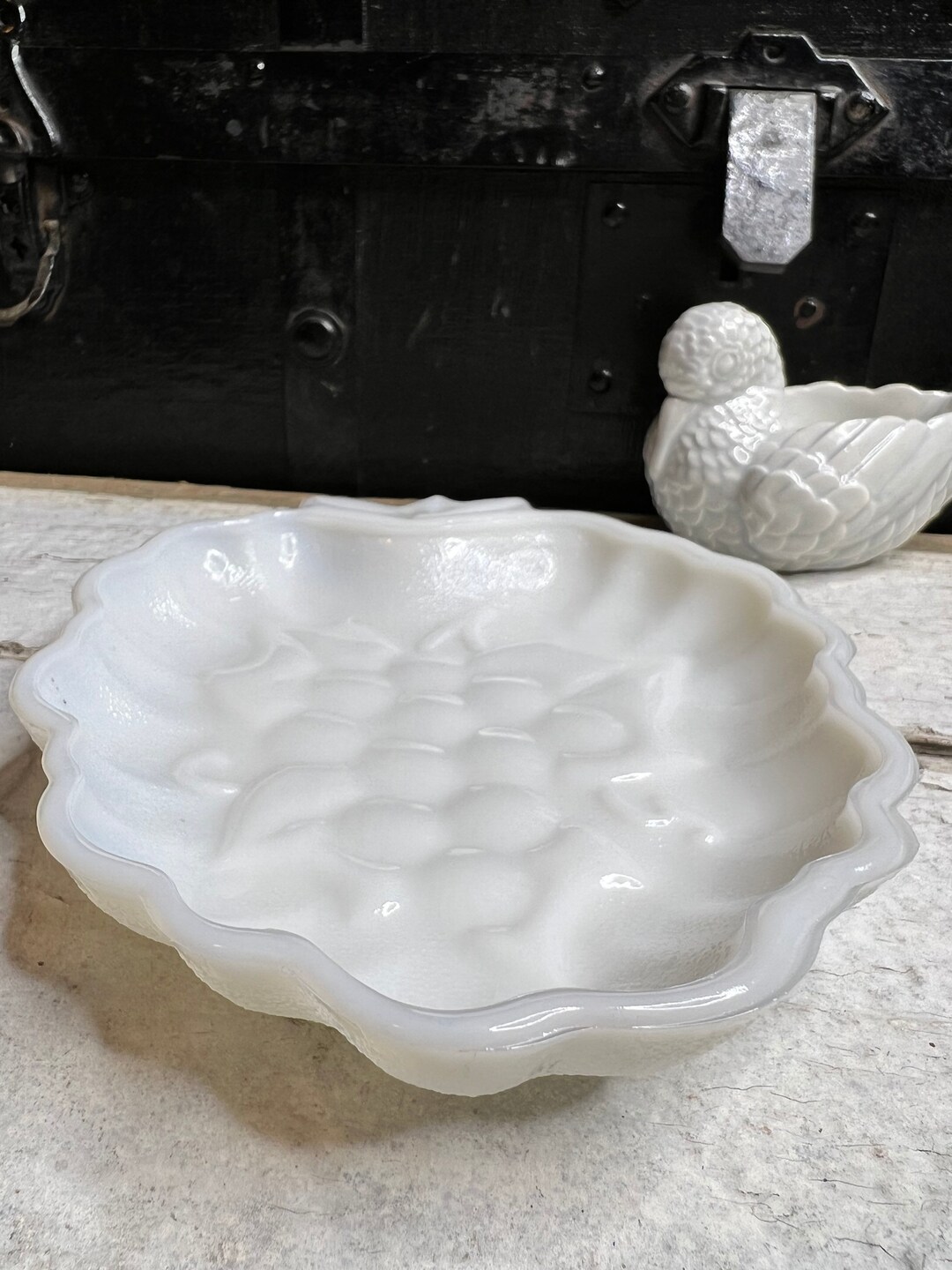 RARE VINTAGE White Milk Glass Dish, Trinket Dish, Candy Dish, Victorian ...