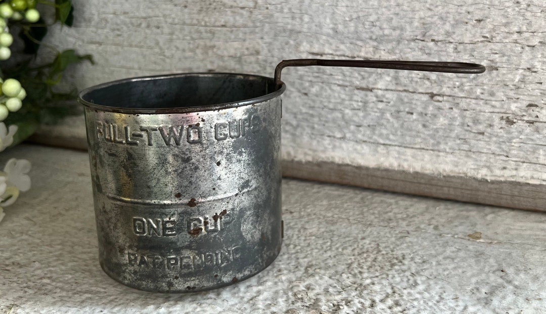 Rustic VINTAGE SIFTER, 1950s Kitchen, Farmhouse Decor, Primitive Gadget ...