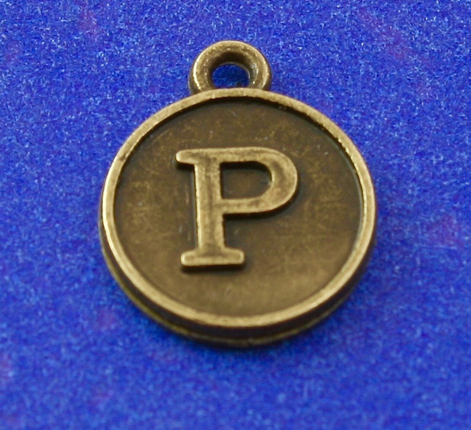 4 Pieces Letter 'P' Antique Bronze Round Alphabet/letter Pendants 13mm ...