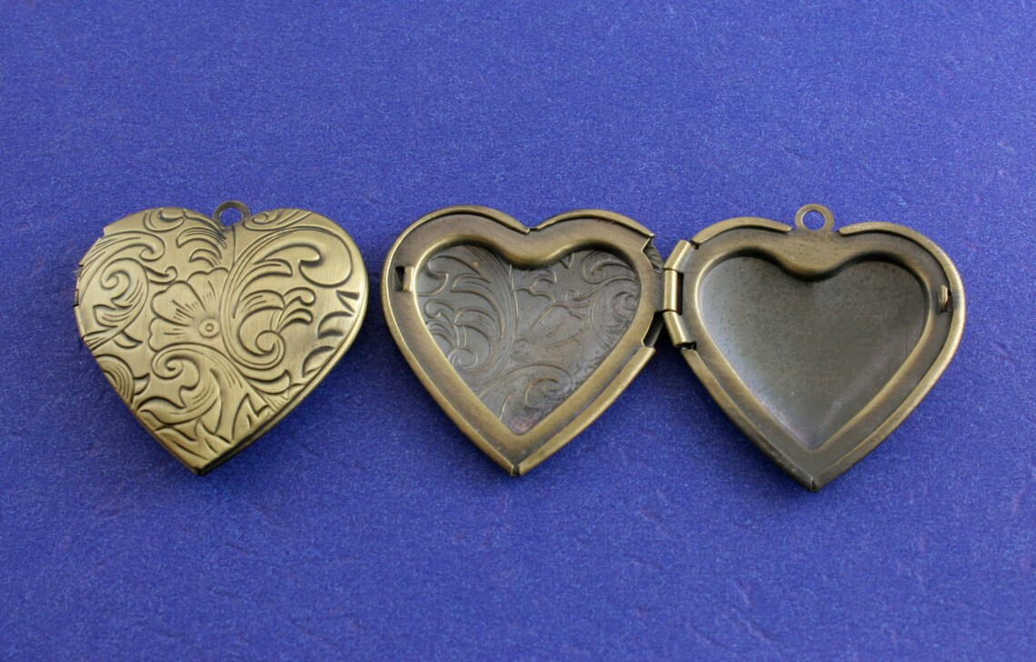 2 Pcs Large Heart Locket Engraved Floral Locket 2 Photo - Etsy