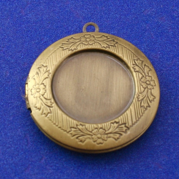 Antique Brass Locket - Etsy