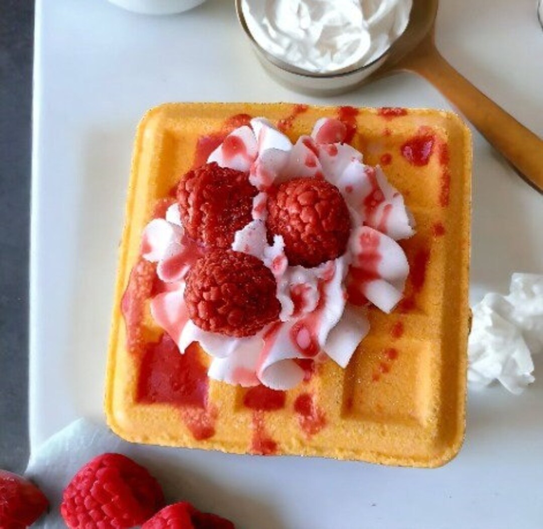 Large Bath Bombs/waffle Bath Bomb/ BLACK RASPBERRY VANILLA/ 8 Oz ...