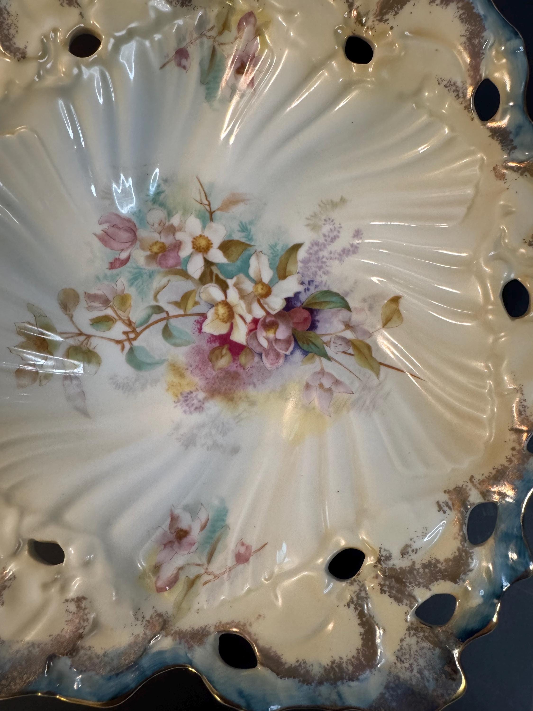 Vintage RS Prussia Germany Pastel Blue ~ 10 1/2” Sculpted Iridescent ...