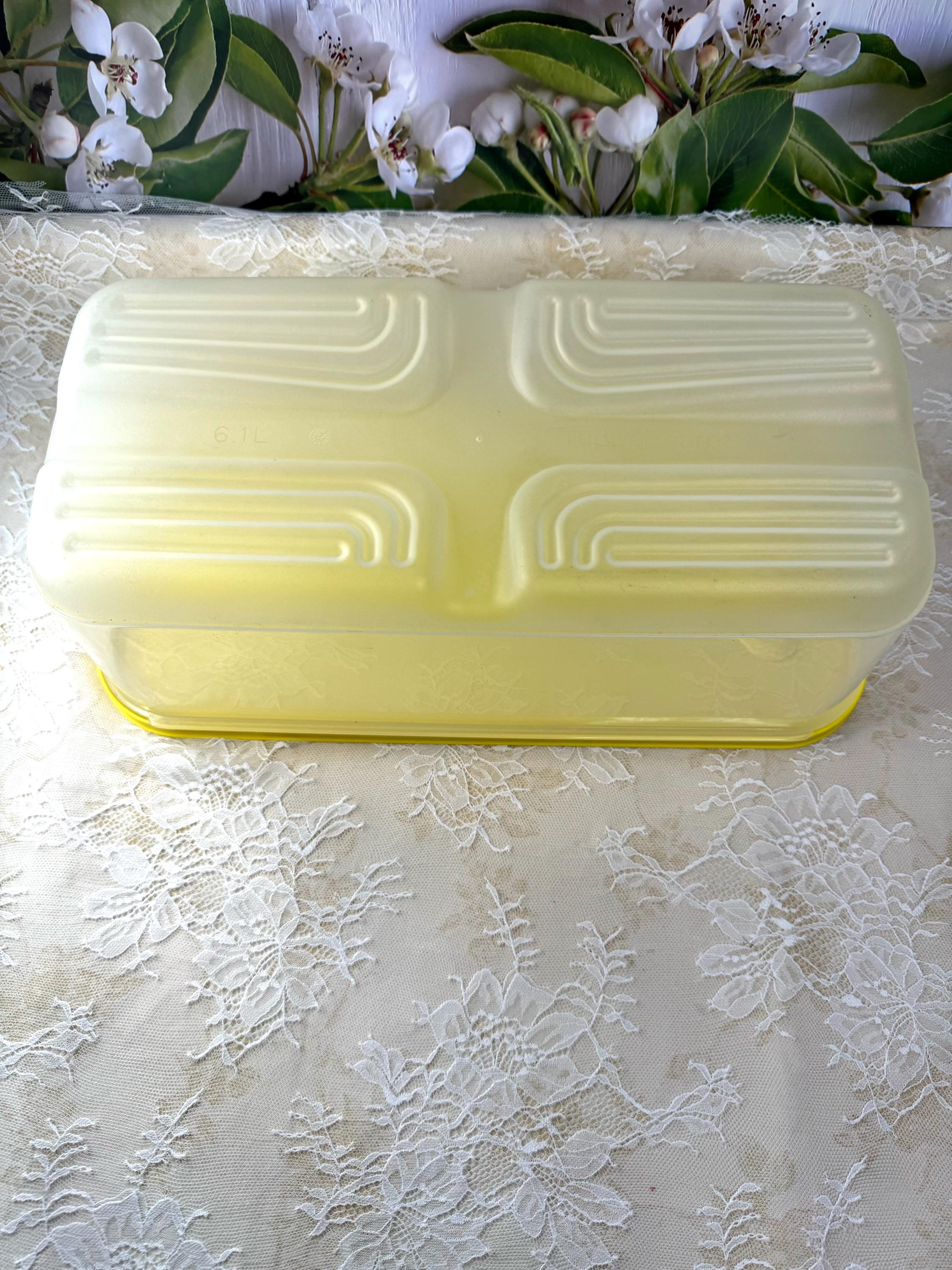 Vintage Yellow Tupperware Container ~ 6.1 L ~ Fridge Smart Large Yellow ...
