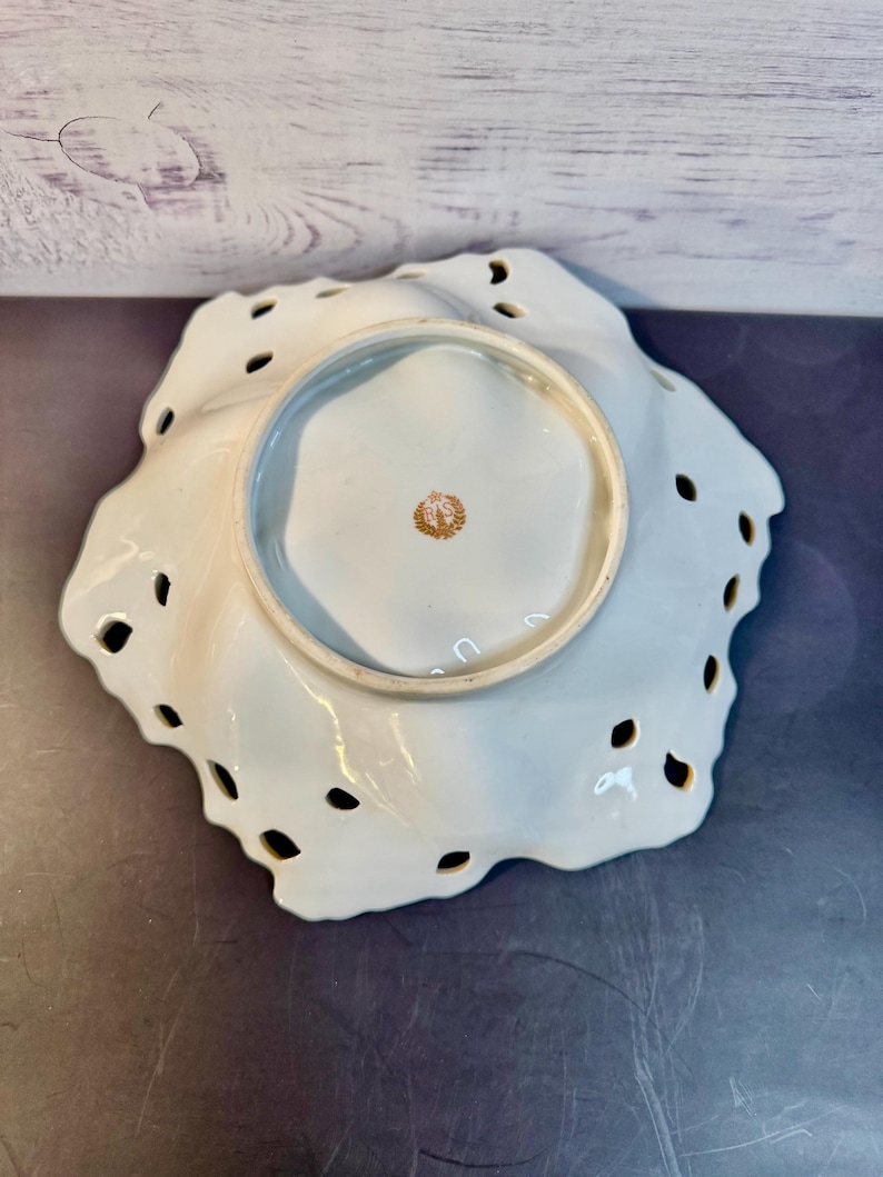 Vintage RS Prussia Germany Pastel Blue ~ 10 1/2” Sculpted Iridescent ...
