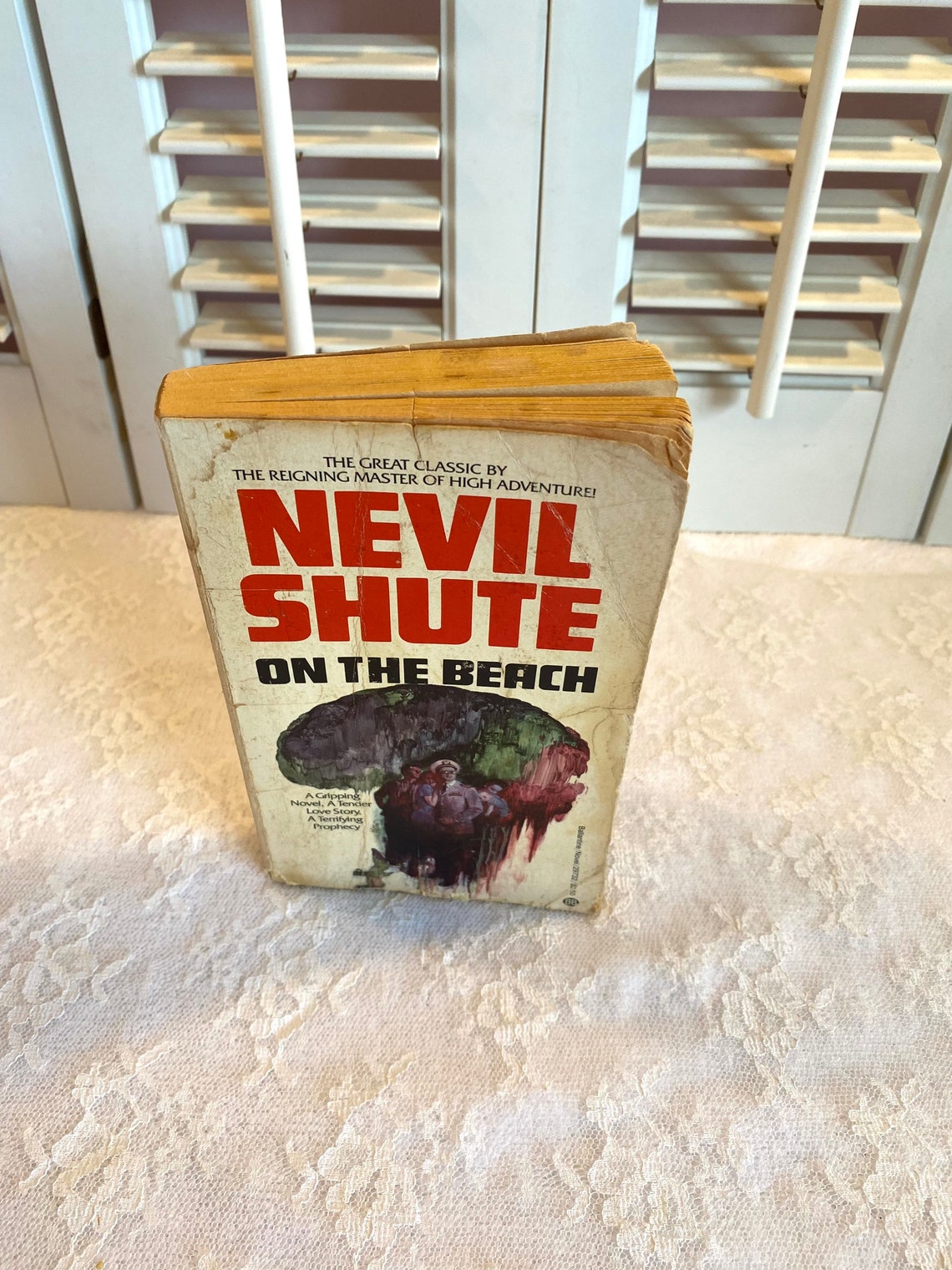 Vintage Book ~ on the Beach ~ Neil Shute ~ 1957 ~ Paperback - Etsy
