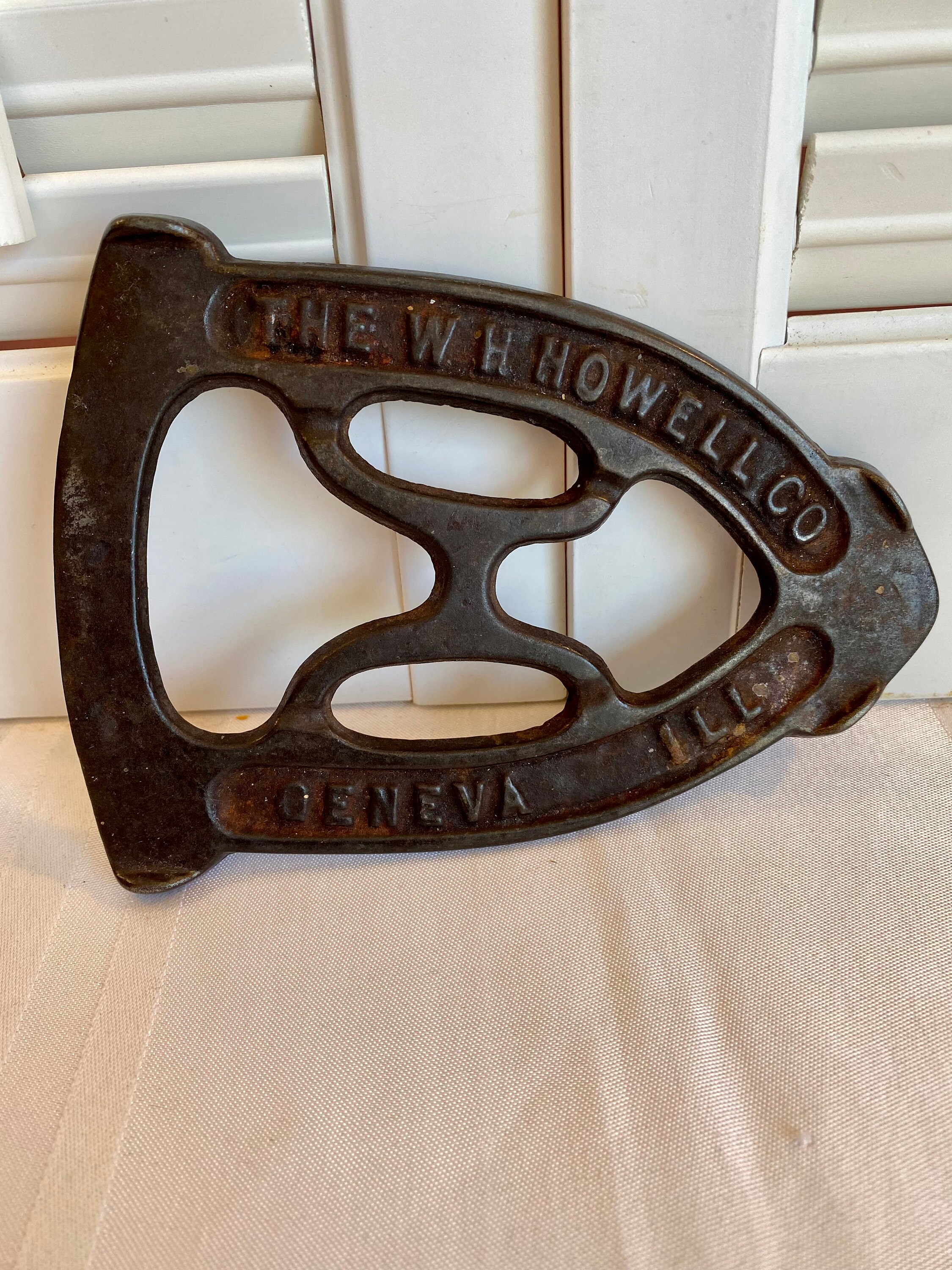 Antique W H Howell Co Geneva ILL Sad Iron Trivet ~ 1800’s ~ Triangle ...