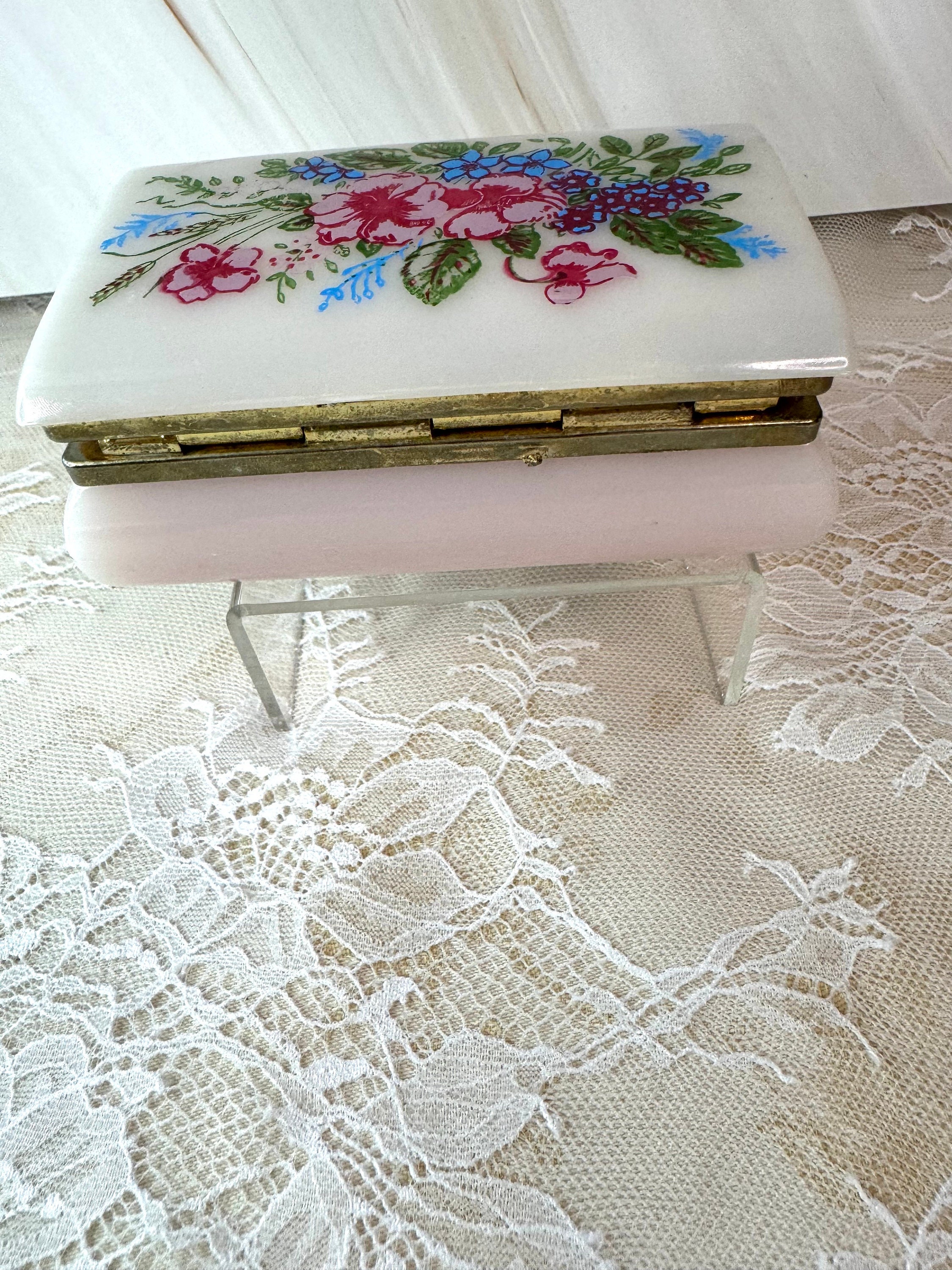 Vintage Soft Pink Bakelite Jewelry Box ~ Handpainted Flowers ~ Keepsake ...