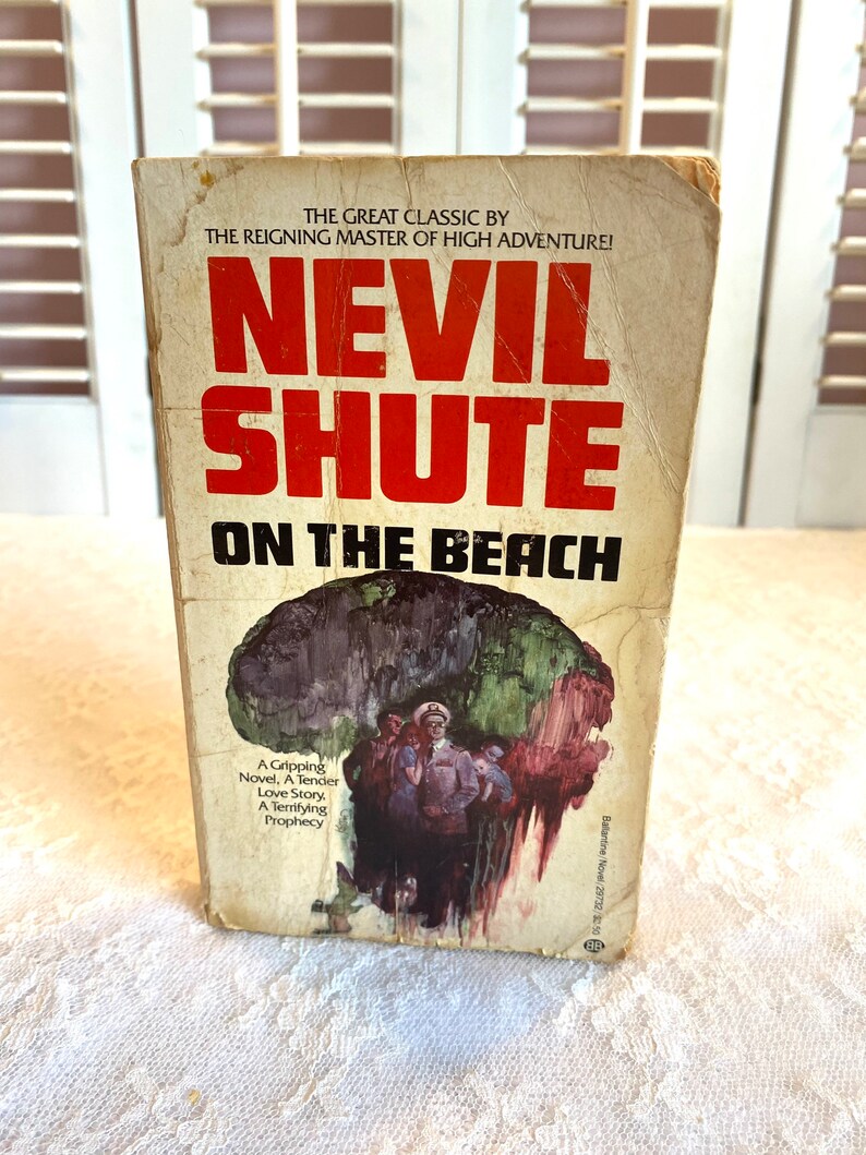 Vintage Book ~ on the Beach ~ Neil Shute ~ 1957 ~ Paperback - Etsy