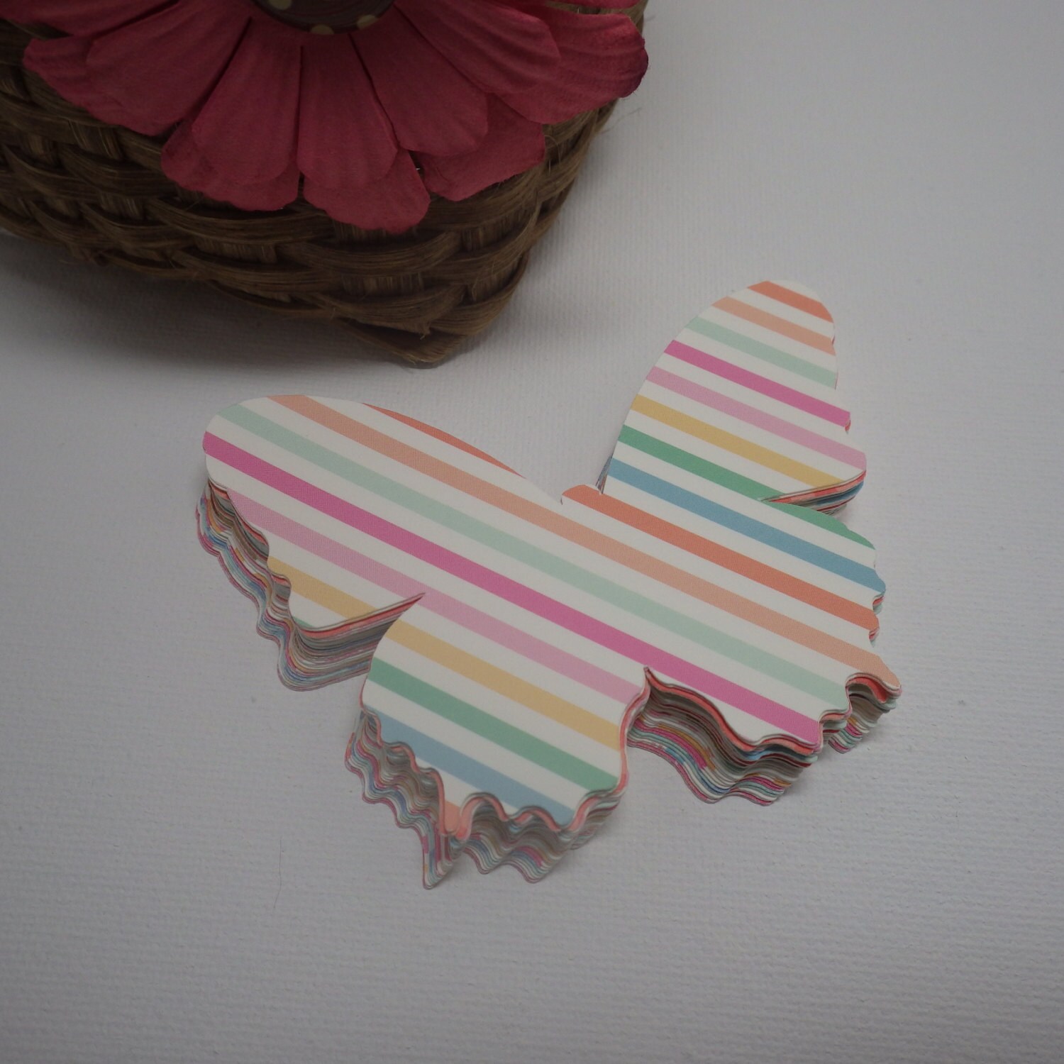 Designer Paper Butterfly Die Cuts Large - 32 Piece Set (2 of Each ...