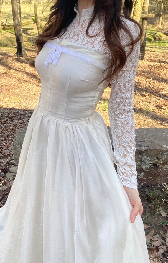 lace wedding dress vintage - Gem