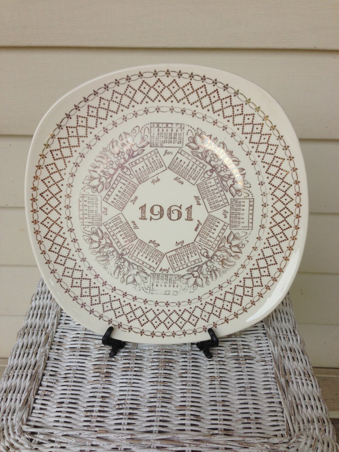 1961 Vintage Calendar Plate - Etsy