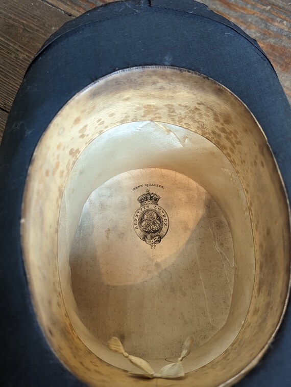 Antique Bennett's London Top Hat - Gem