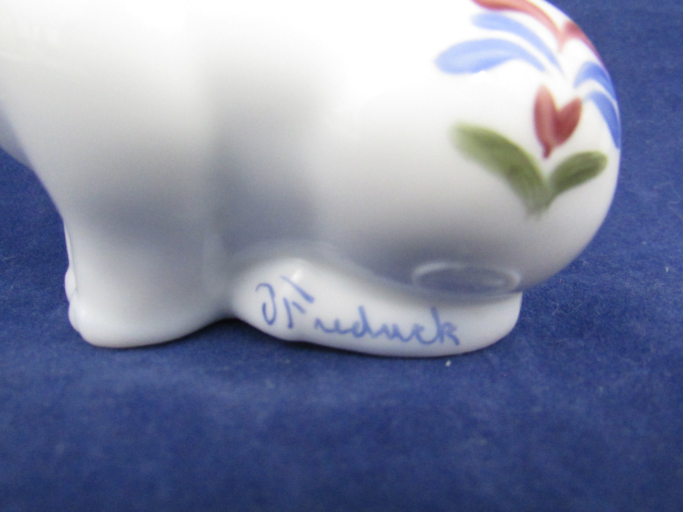 Fenton Pig Figurine Paperweight Design by Frederick Mint Condition HTF ...