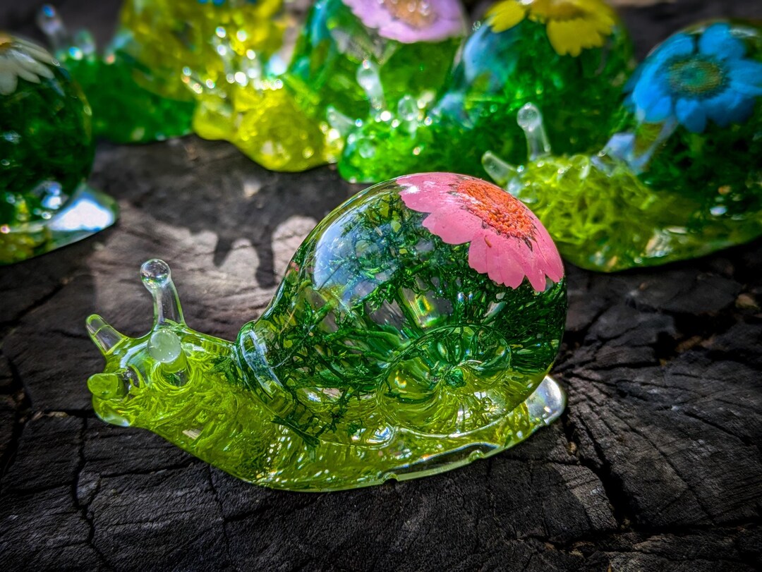 Moss & Flower Snails, Emotional Support Snail, Animal Resin Figurine Décor, Forestcore Teen Gift ...