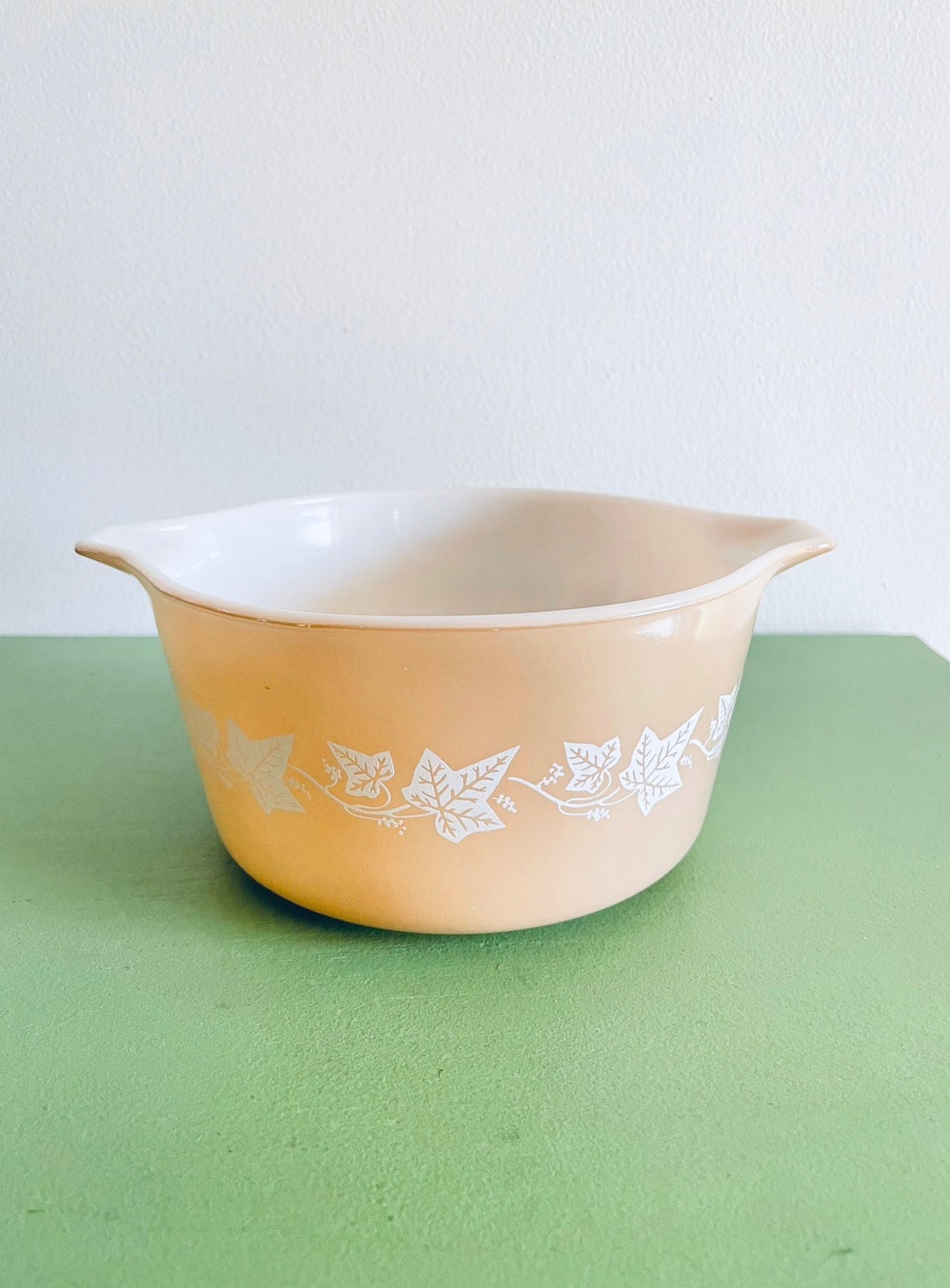Vintage Pyrex Sandalwood 473 1960's 1 Quart Qt Leaves Tan Sandal Wood ...