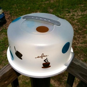 Personalized Cake Carrier With Lid: Coffee Cup Design - Etsy