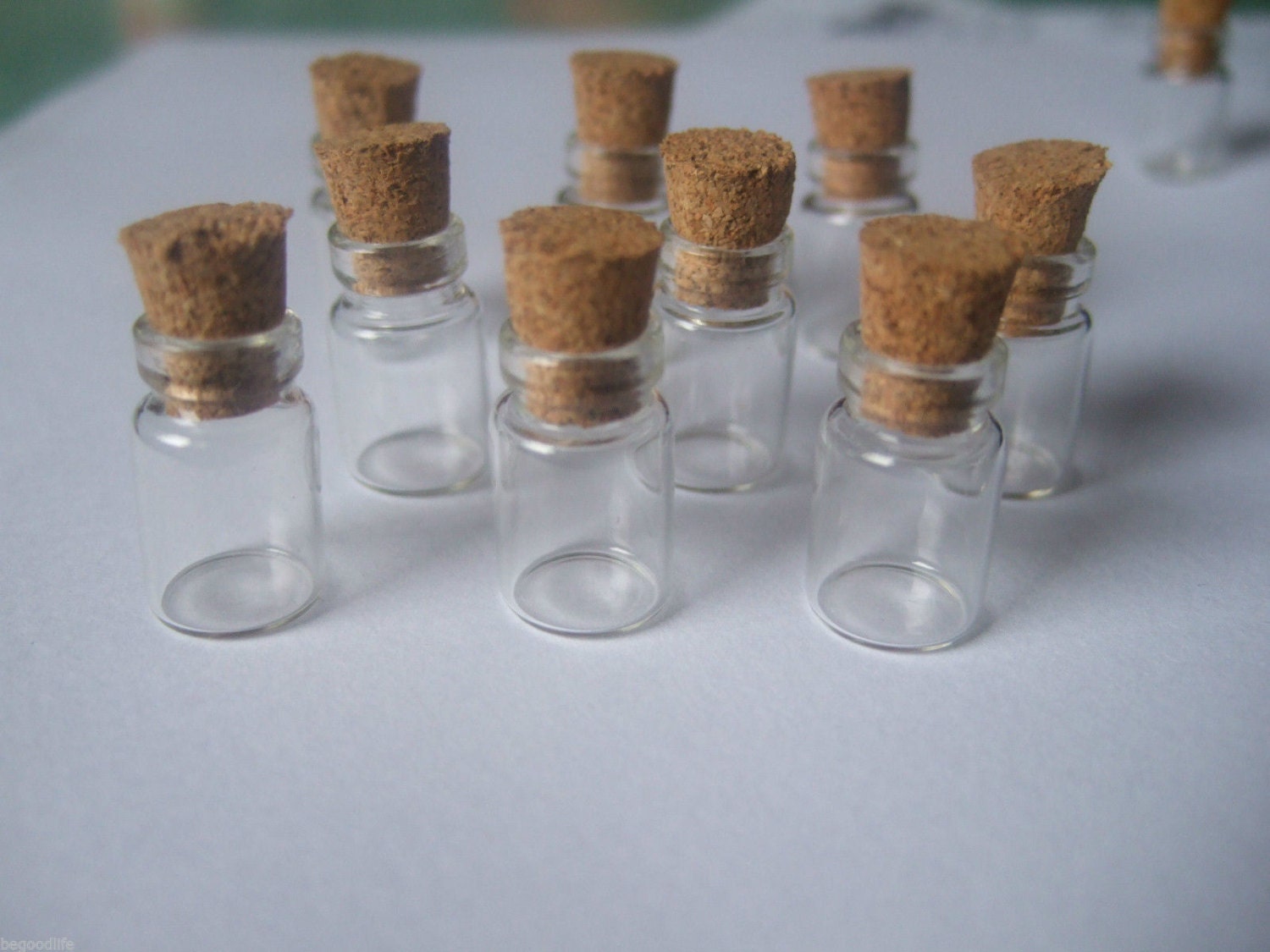 BULK 50 Mini Tiny Clear Glass Bottles With Corks 11x18mm 0.5ml - Etsy