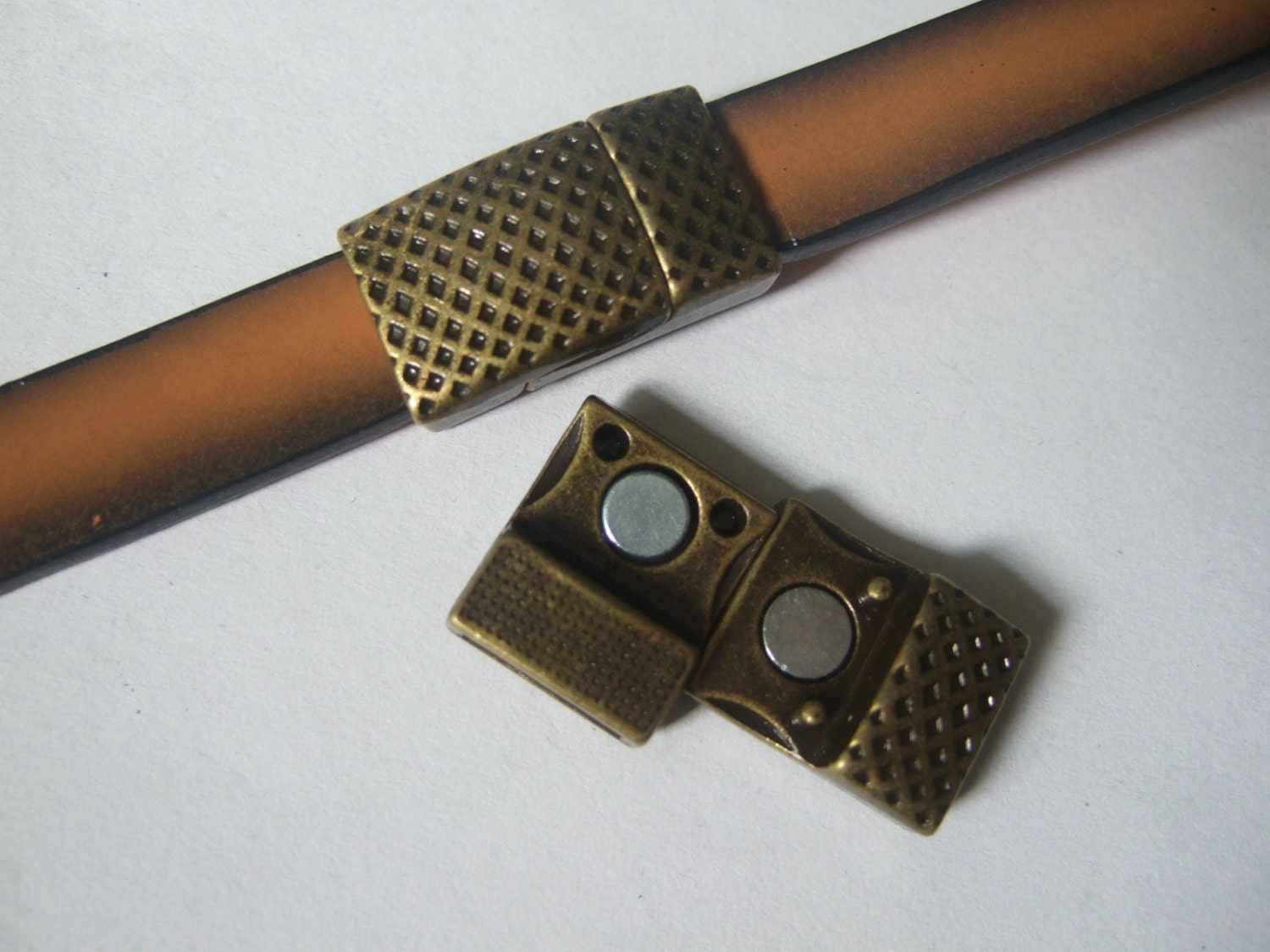 3 Sets Textured Striped Magnetic Clasp For Leather Cord | Etsy