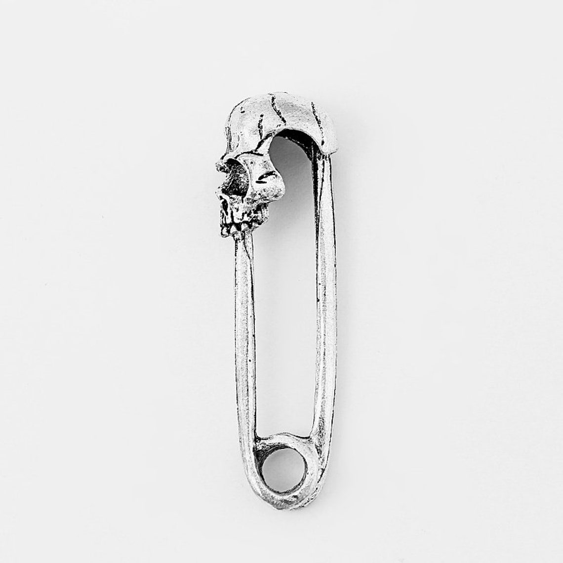 5 Antique Silver/bronze 3D Skull Head Pin ( Can't Open ) Shaped Charms ...