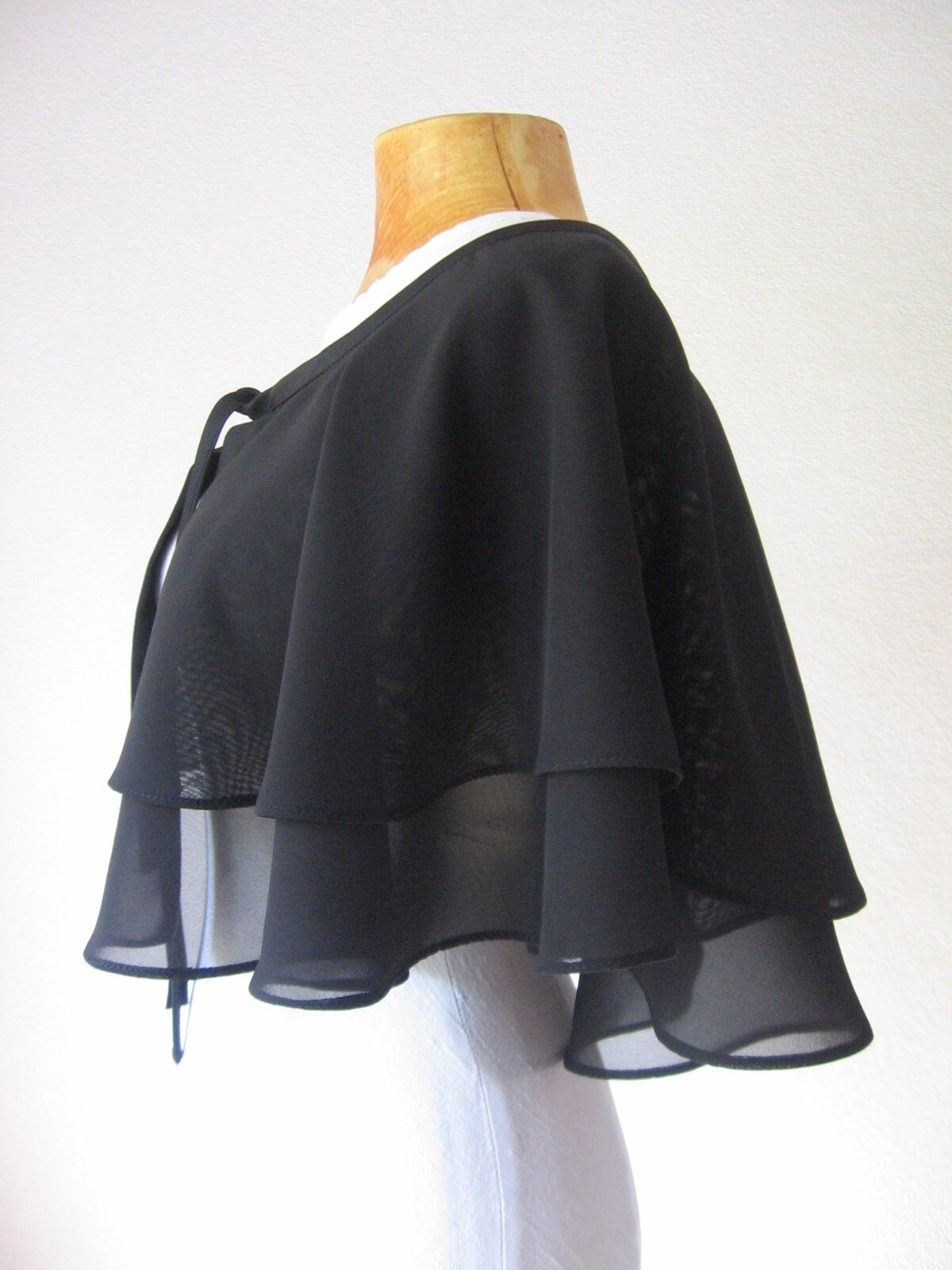 Black Cape Black Capelet Dress Cover Up Bridal Cape Bridal | Etsy