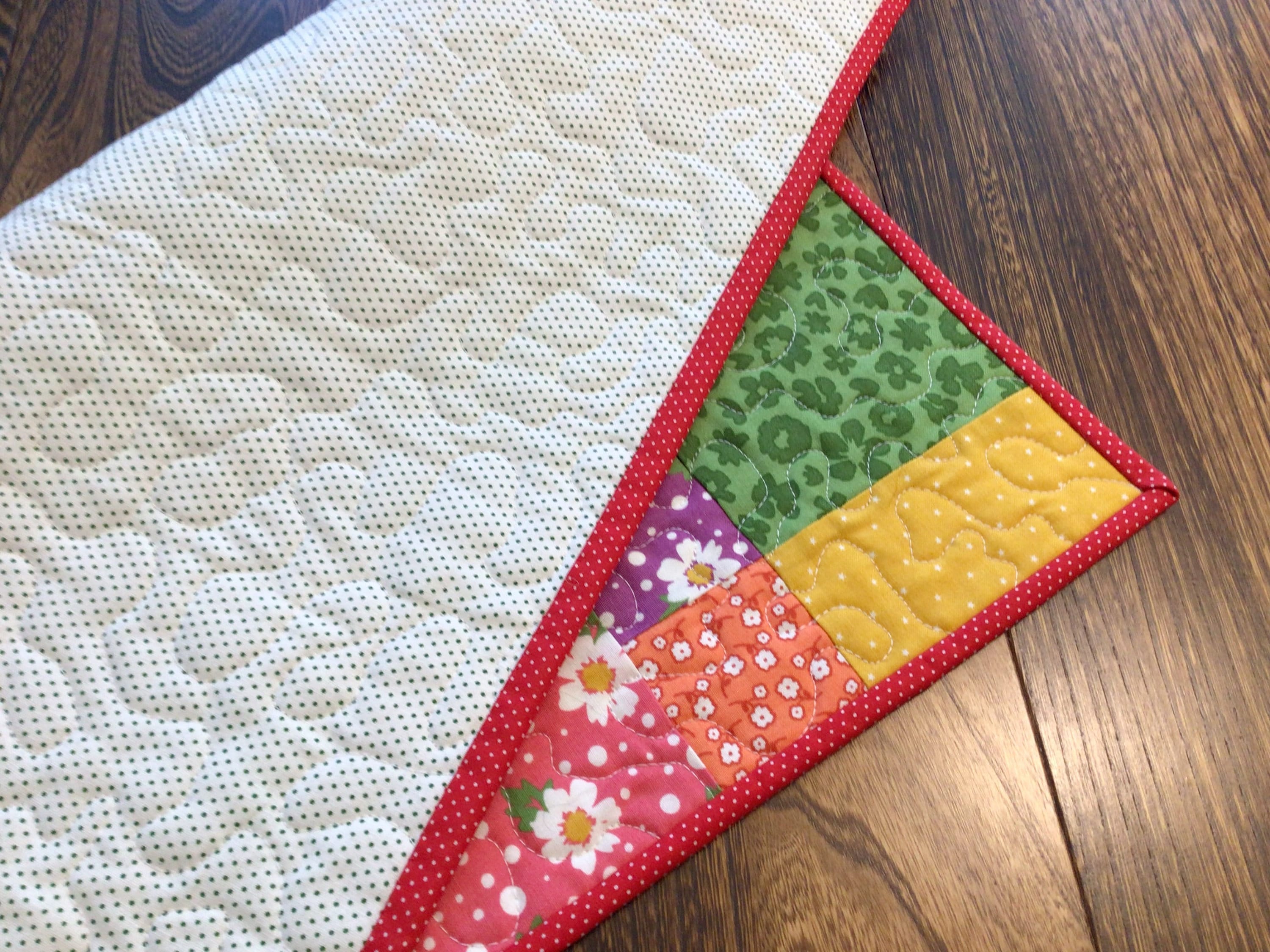 Square Table Topper, Vintage Inspired Quilted Table Topper - Etsy