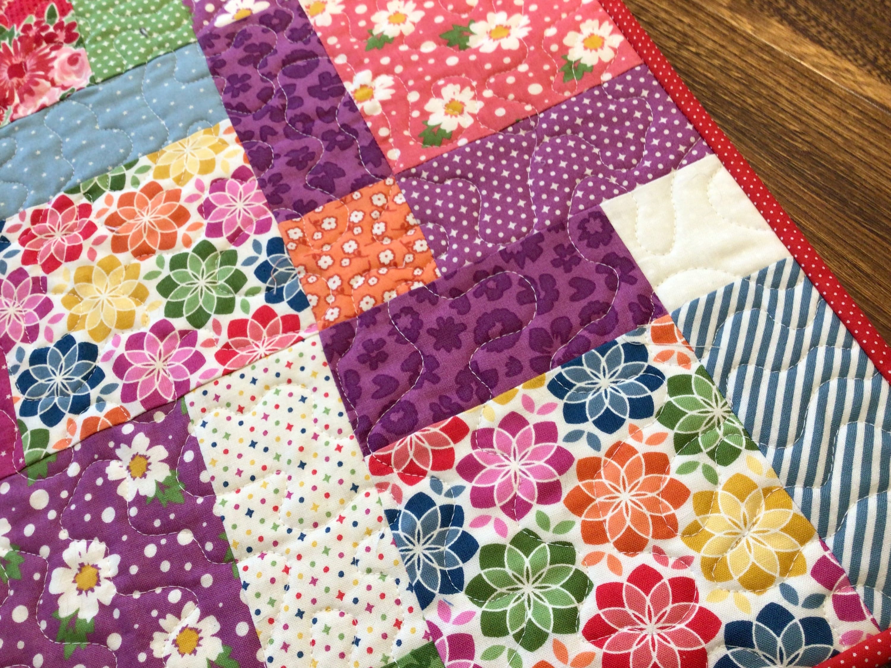 Square Table Topper, Vintage Inspired Quilted Table Topper - Etsy