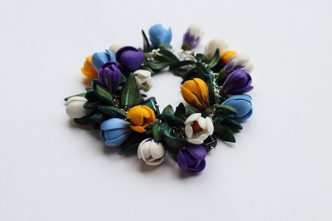 Handmade Polymer Clay Crocus Jewelry Set: Floral Bracelet, Earrings ...