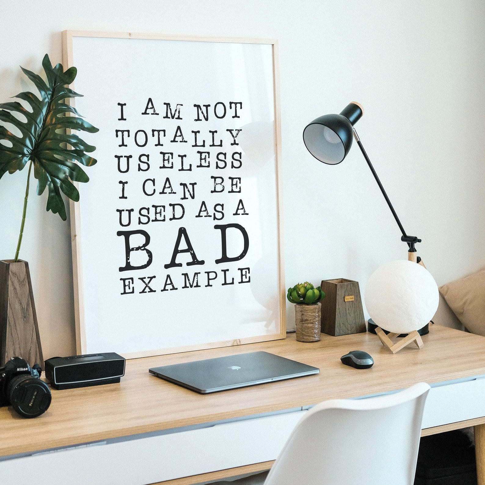 Funny Print I Am Not Totally Useless. I Can Be Used as A Bad - Etsy