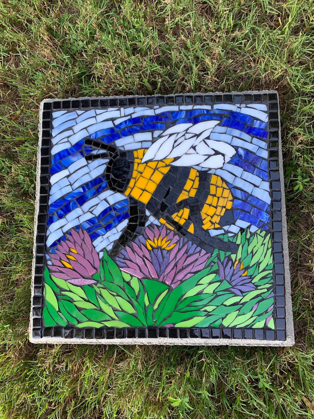 Mosaic Stepping Stone of a Bee Among the Flowers, Stained Glass Garden ...