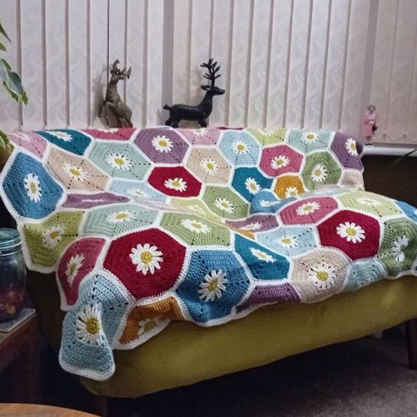 Hexadaisy Crochet Blanket Pattern by Meema Makes ®, Crochet Daisy ...