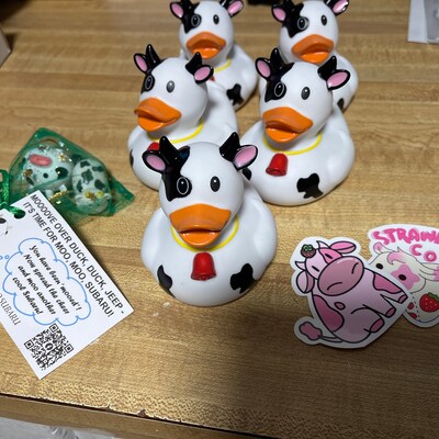 Moo Moo Subaru 6 Rubber Cow With Bell Comes With Cards and Rubber Bands ...