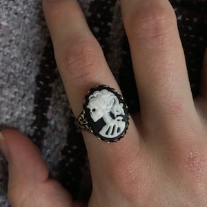 Skeleton Lady Cameo Ring - Etsy