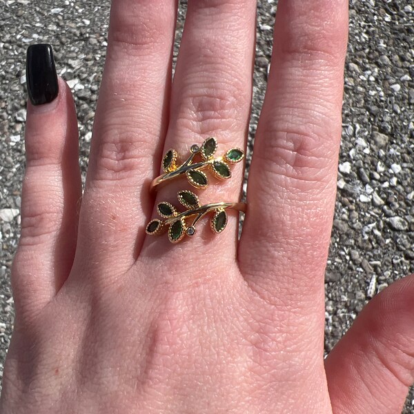 Book Girlfriend FMC Necklace | Gold Fill Crystal ACOTAR Feyre Nesta ...