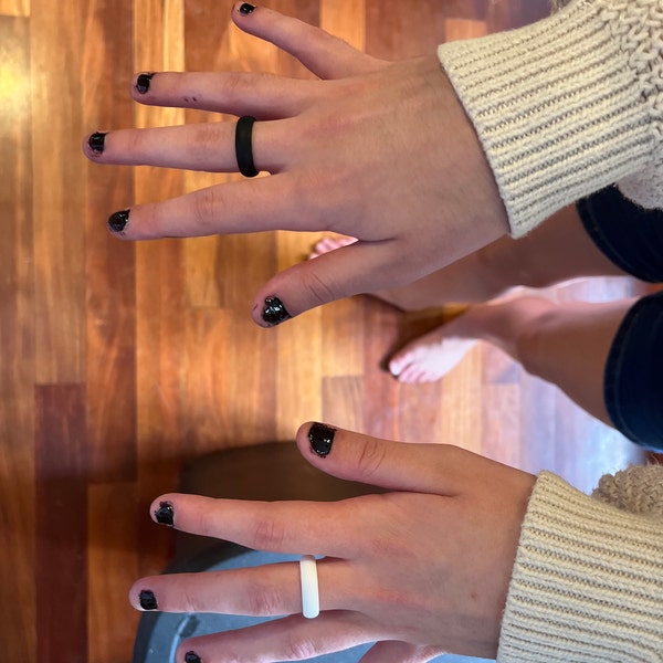 AERA Silicone Wedding Band: Hypoallergenic Active Ring for Him & Her ...