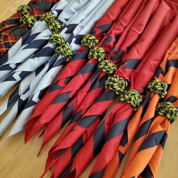 Cubby Scout Rank Turk’s Head Woggle Paracord Neckerchief Slides - Etsy
