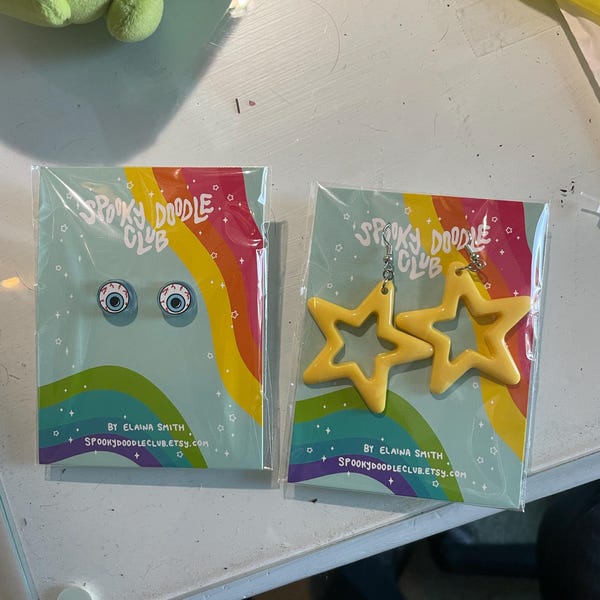 FURBY JUICE BOX Keychain - Rainbow Furby Acrylic Keychain, Creepy Y2K ...