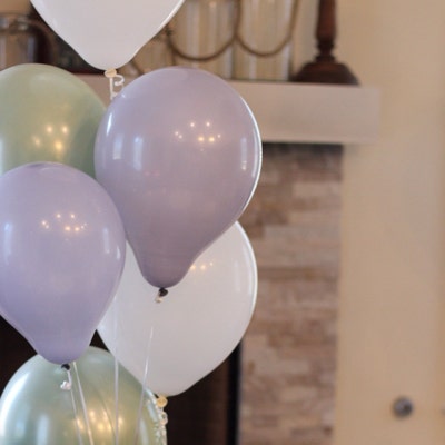 CRYSTAL CLEAR Balloons Clear and Colored Transparent Balloon Bubble ...