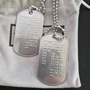 U.S. MILITARY Set PERSONALISED ARMY Dog Tags With Additional Red Medic ...