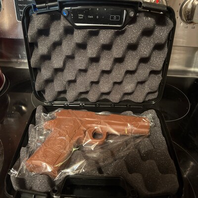 CHOCOLATE GUN Full Size Hand-crafted Solid Milk Chocolate Handgun With ...