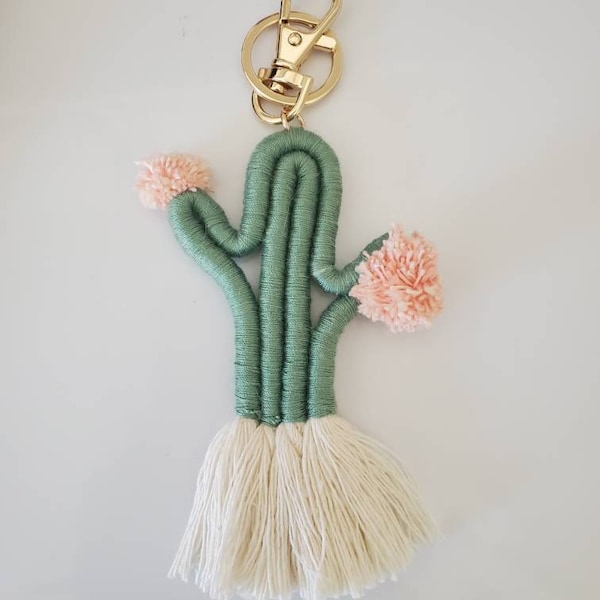 Handmade Macrame Cactus Keychain | Boho Party Favors| Gift for Cati ...