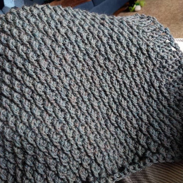 Diamond Pocket Shawl Knitting Pattern / Pocket Scarf Pattern / Knit ...