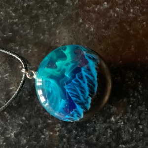 Wolf Pendant Wolf Accessory Resin Necklace Personalized - Etsy