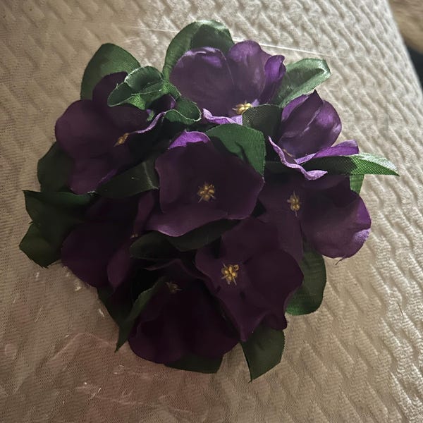 African Violet Corsage// DST African Violet Flower Pin//purple Flower ...