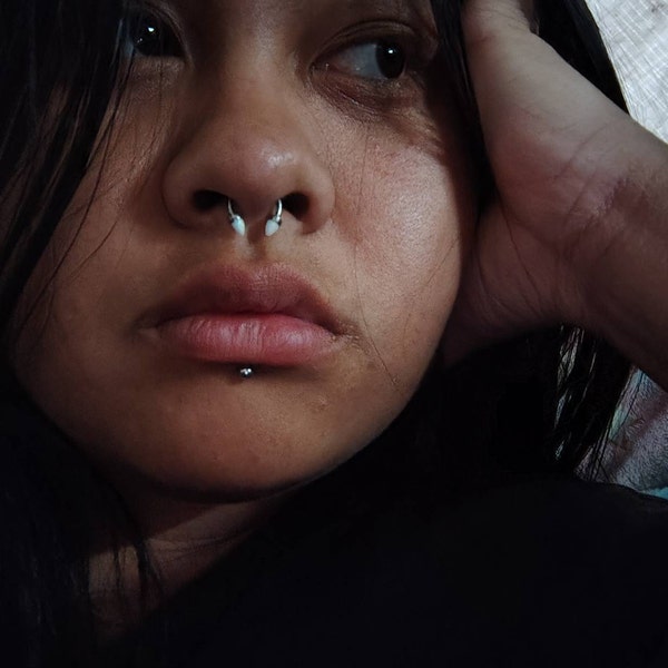 16G Titanium Internally Threaded Opal Spike Horseshoe Ring/ Opal Septum ...