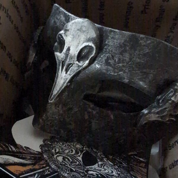 Labrinto labyrinth Mask, Black and Silver Eyemask With 3D Swirls ...