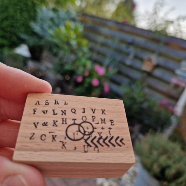 Printable Fuzzy Cutting Butterflies Spring Tulips Spring Elements ...